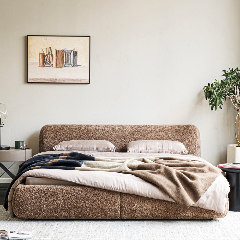 Domick Teddy Fabric Modern Low Headboard Bed Frame– CASASPACE