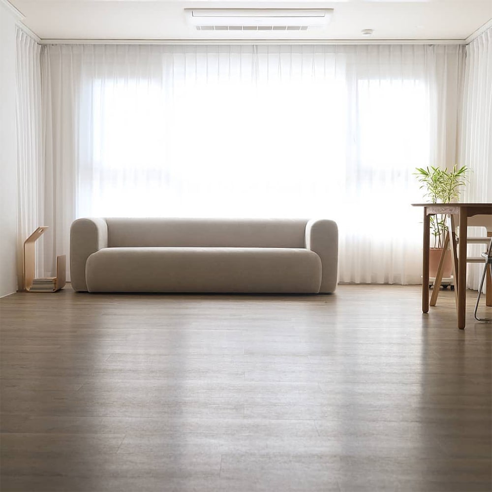 Brisa Velvet 3-Seater Sofa Minimalist Arm Sofa– CASASPACE
