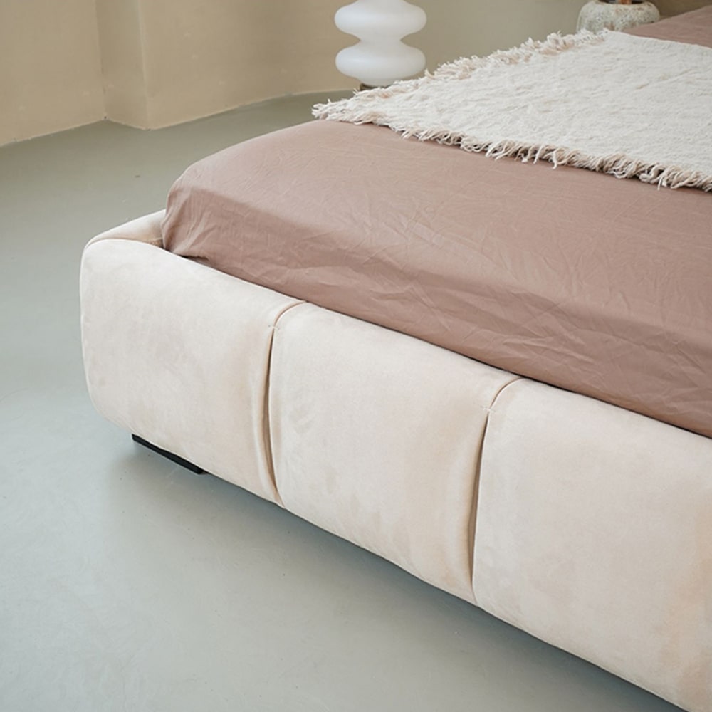 Devin Modern No Headboard Microfiber Leather Bed Frame– CASASPACE